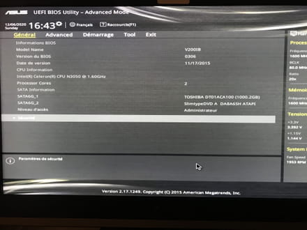 Affichage du UEFI BIOS Utility - Advanced mode au démarrage